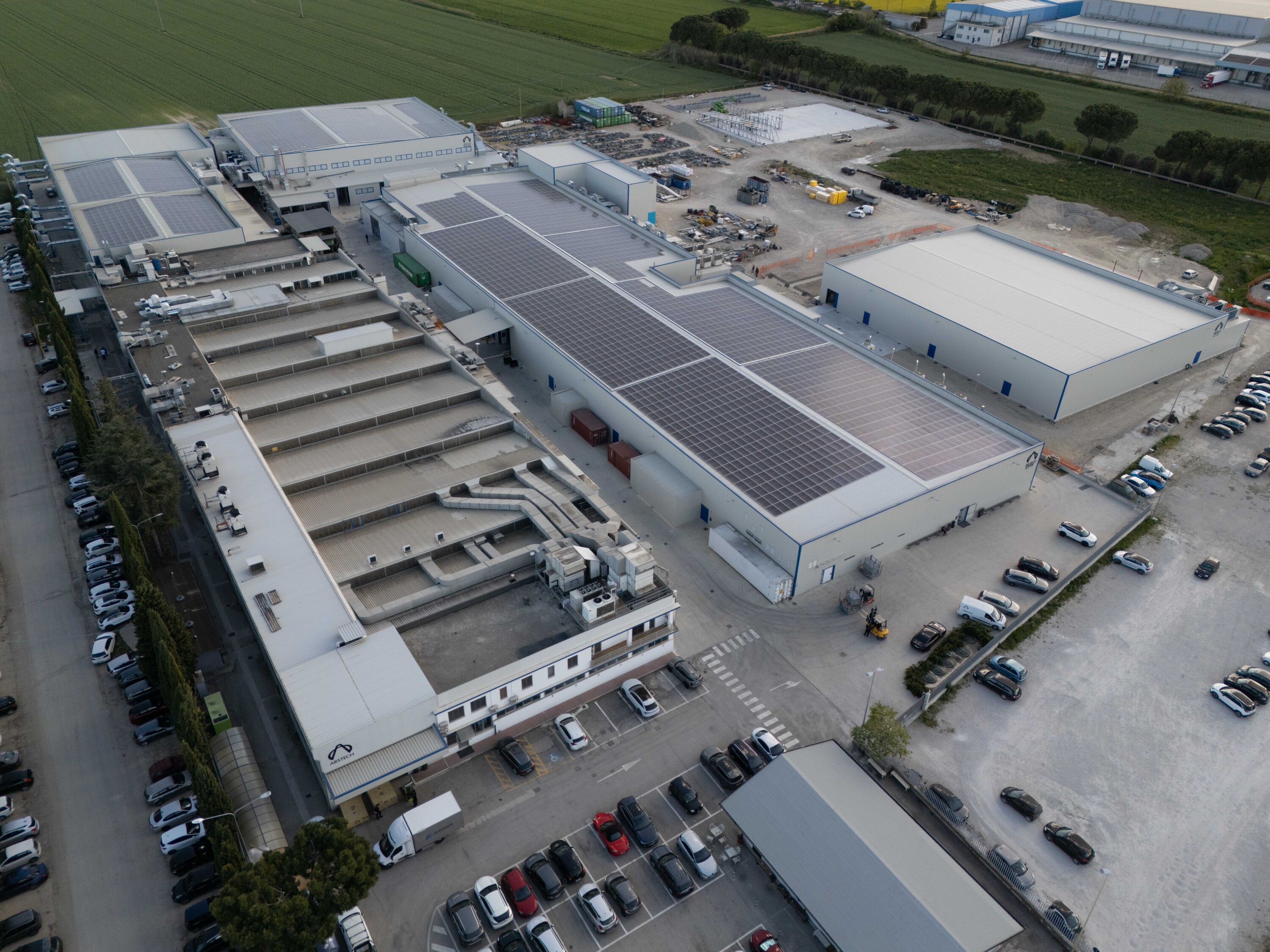 ARS TECH: The photovoltaic system built by Renantis for the ...